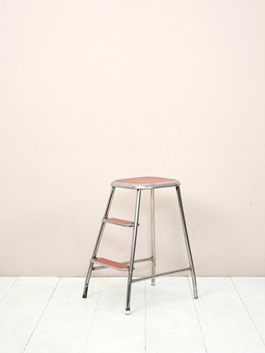 Red Metal Step Ladder, 1960s for sale at Pamono