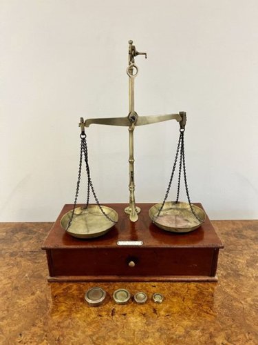 Victorian Brass Scales and Weights, 1880s, Set of 5 for sale at Pamono