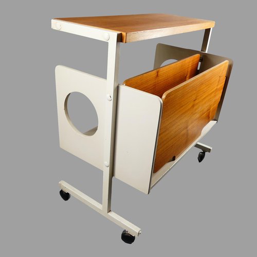 Vagón bar con mesa de periódico al estilo de Panton, años 70 en venta ...