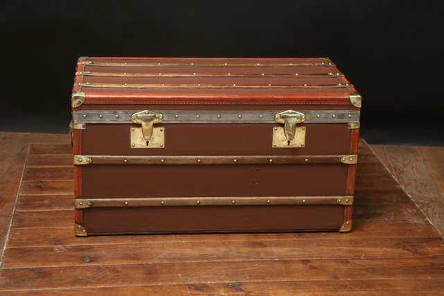 Moynat Mail Brunette Box for sale at Pamono