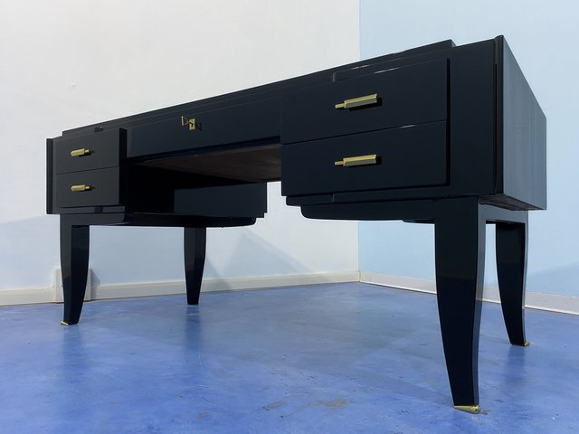 French Art Deco Black Lacquered Executive Desk, 1930s for sale at Pamono
