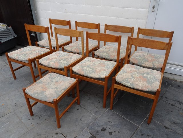 Stühle und Hocker aus Eiche von Vanda Watervliet, Belgien, 1960er, 9 ...