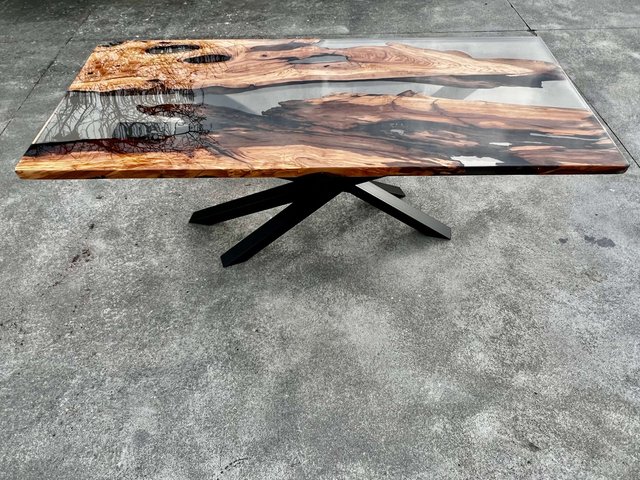 Babylon Table by Andrea Toffanin for sale at Pamono