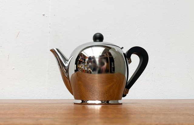 Postmodern Italian Stainless Steel and Bakelit Bombe Teapot Coffeepot ...