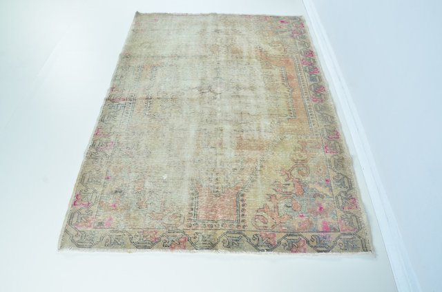 Vintage Oushak Rug in Wool for sale at Pamono