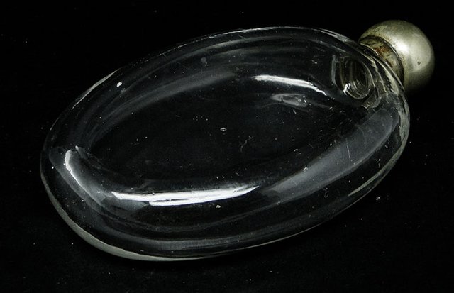 Art Deco Crystal Flask, France, 1930s for sale at Pamono