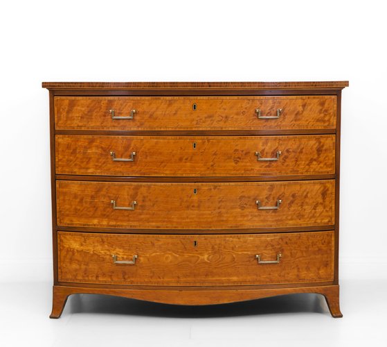 George III Satinwood & Banded Bow Fronted Chest Commode, 1790s for sale ...