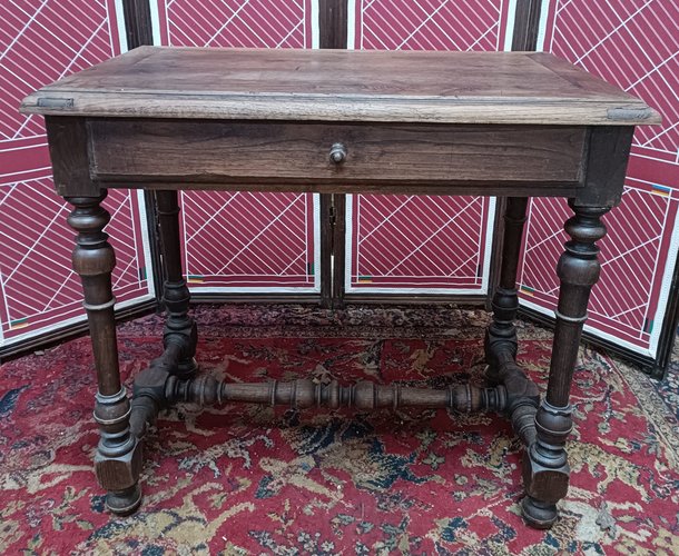 Small Vintage Wooden Side Table, 1950s for sale at Pamono