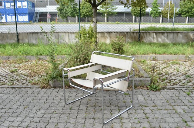 Sedia Wassily B3 vintage di pelle bianca di Marcel Breuer per Gavina ...