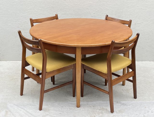 Mid-Century Round Extendable Dining Table in Teak with Mustard Yellow ...