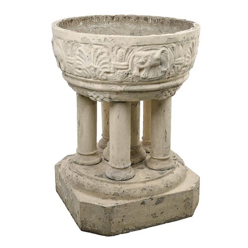 Sculpted Stone Exterior Basin with Colonnade for sale at Pamono