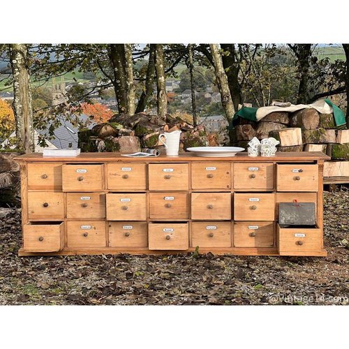 Lange Deutsche Kommode aus Kiefernholz bei Pamono kaufen