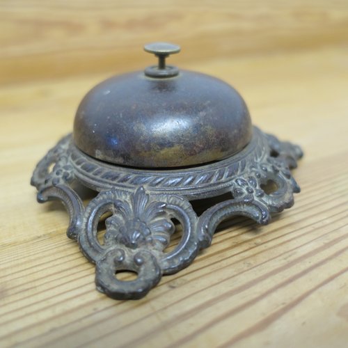 Victorian Iron Courtesy Counter Top Bell for sale at Pamono