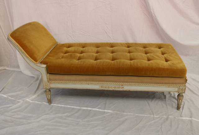 Antique Louis XVI Chaise Lounge, 1890s for sale at Pamono