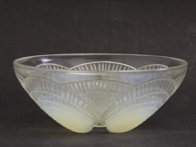 Large Art Deco Opalescent Shell Bowl by René Lalique, 1924 for sale at ...