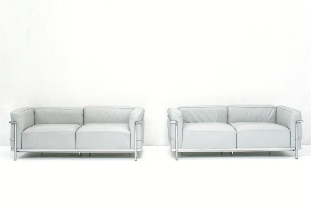 Set of LC3 Sofas in Grey Leather and Chrome by Le Corbusier, Pierre ...