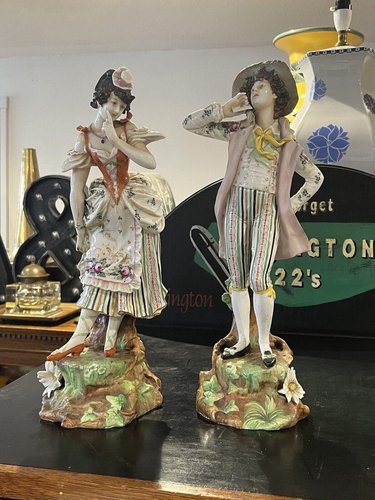 Antique Porcelain Figures, Set of 2 for sale at Pamono