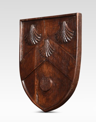 19th Century Shield Plaque for sale at Pamono
