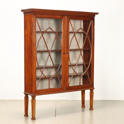 Vintage English Showcase, 19th Century for sale at Pamono