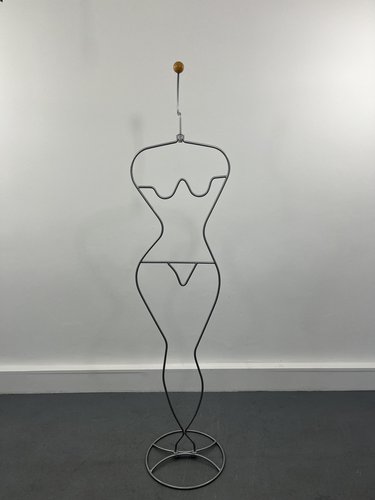 Dressboy Man par Ehlén Johansson pour Ikea, 1980s en vente sur Pamono