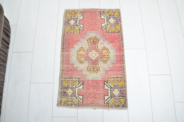 Small Red Rug, 1960s for sale at Pamono