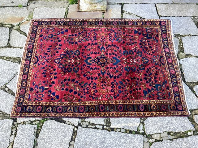 Vintage Middle Eastern Rug for sale at Pamono