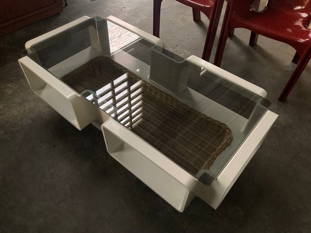 White Fibreglass UFO Coffee Table from Curver, 1960s for sale at Pamono