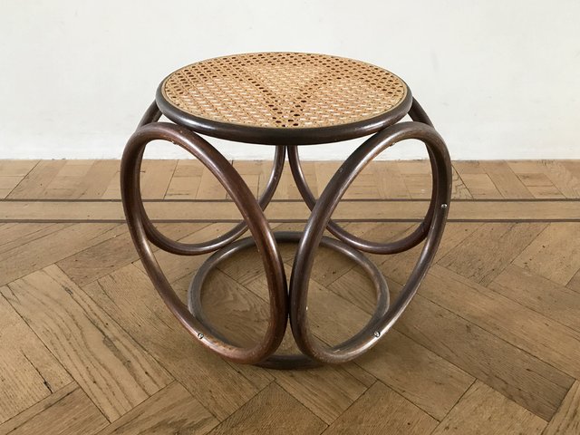 Geometric Stool in Bent Wood from Thonet for sale at Pamono