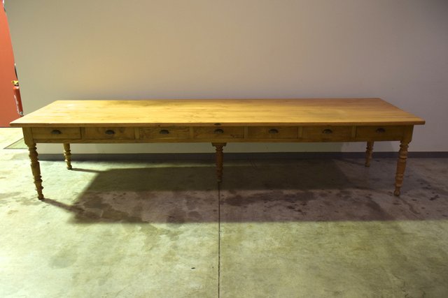 Vintage Oak Passing Table, 1950s for sale at Pamono Vintage Oak Passing Table, 1950s for sale at Pamono