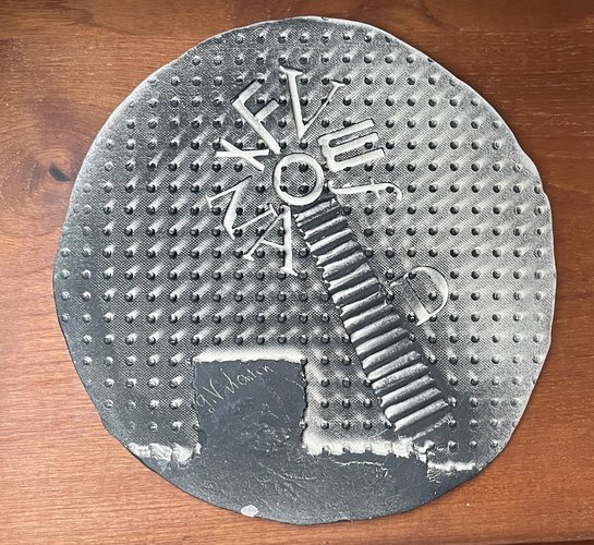 Französischer Mid-Century Studio Keramik Wandteller von Gilbert ...