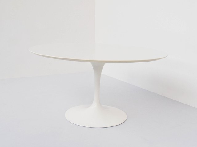 Tavolo Tulip di Eero Saarinen per Knoll International, 1957 in vendita ...