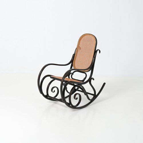 Mecedora de Thonet, década de 1890 en venta en Pamono