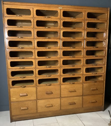 Mueble de mercería vintage de roble, años 20 en venta en Pamono