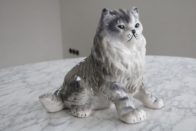Hollywood Regency Ceramic Cat Figurine, 1970s for sale at Pamono