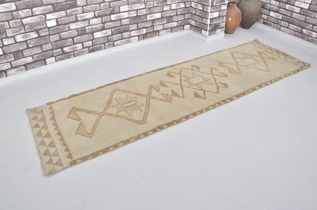 Vintage Wool Runner Rug, 1960s for sale at Pamono
