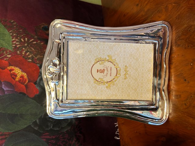 English Sheffield Frame by Royal Family for sale at Pamono