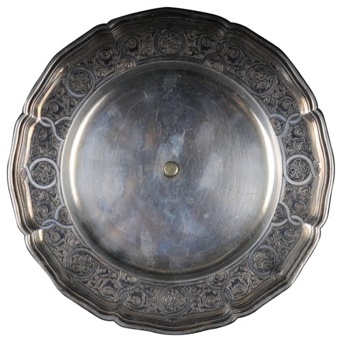 Antique Russian Plate in Silver for sale at Pamono