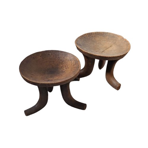 Tables d'Appoint Antiques en Bois, Afrique, Set de 2 en vente sur Pamono