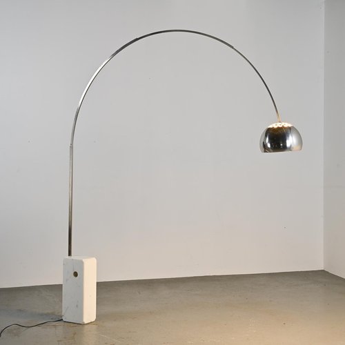Arco Stehlampe von Achille & Pier Giacomo Castiglioni für Flos, 1962 bei Pamono kaufen