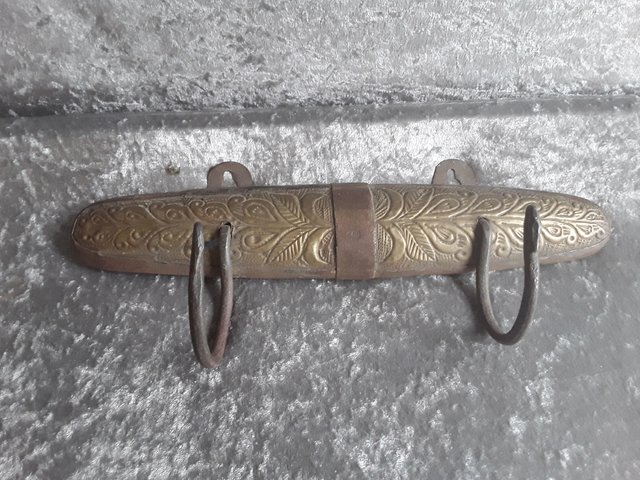 Small Antique Wall Rack for sale at Pamono