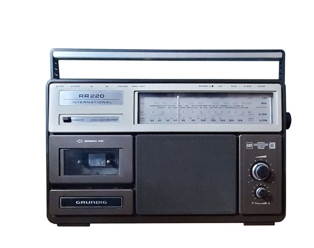 RR220 International from Grundig, Germany, 1980s for sale at Pamono