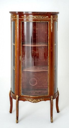 Display vitrine store