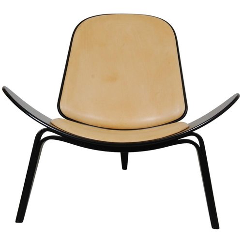 Black Shell Chair in Natural Leather by Hans Wegner, 2000s for sale at ...