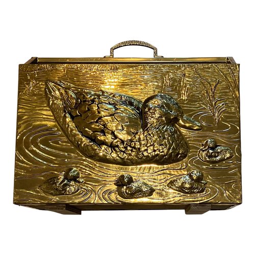 Vintage Brass Repousse Ducks Magazine Rack, 1970s for sale at Pamono