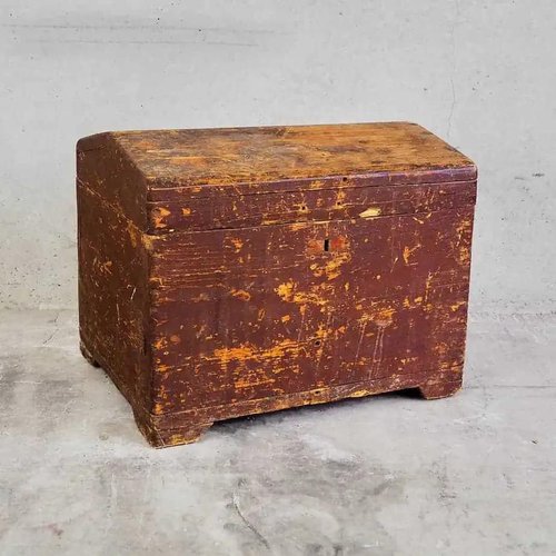 Small Antique Brown Wood Chest, 1900s for sale at Pamono