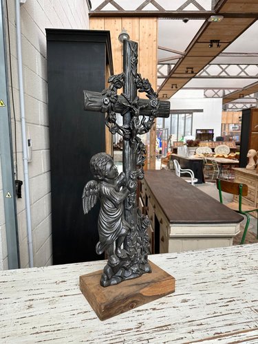 Antique Cast Iron Cross, 1890s for sale at Pamono