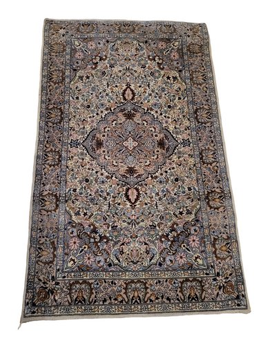 Vintage Nain Rug in Silk, 1960s for sale at Pamono