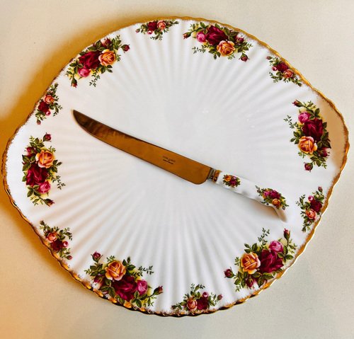 Country Roses Knife in Bone China from Royal Albert, England for sale ...