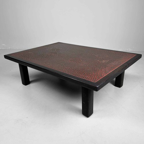 Low Kamakura Bori Lacquer Table, 1930s for sale at Pamono