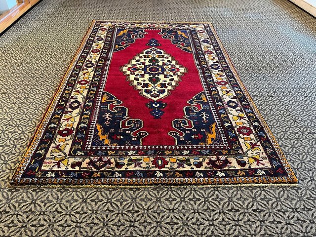 Vintage Handmade Rug, 1980s for sale at Pamono